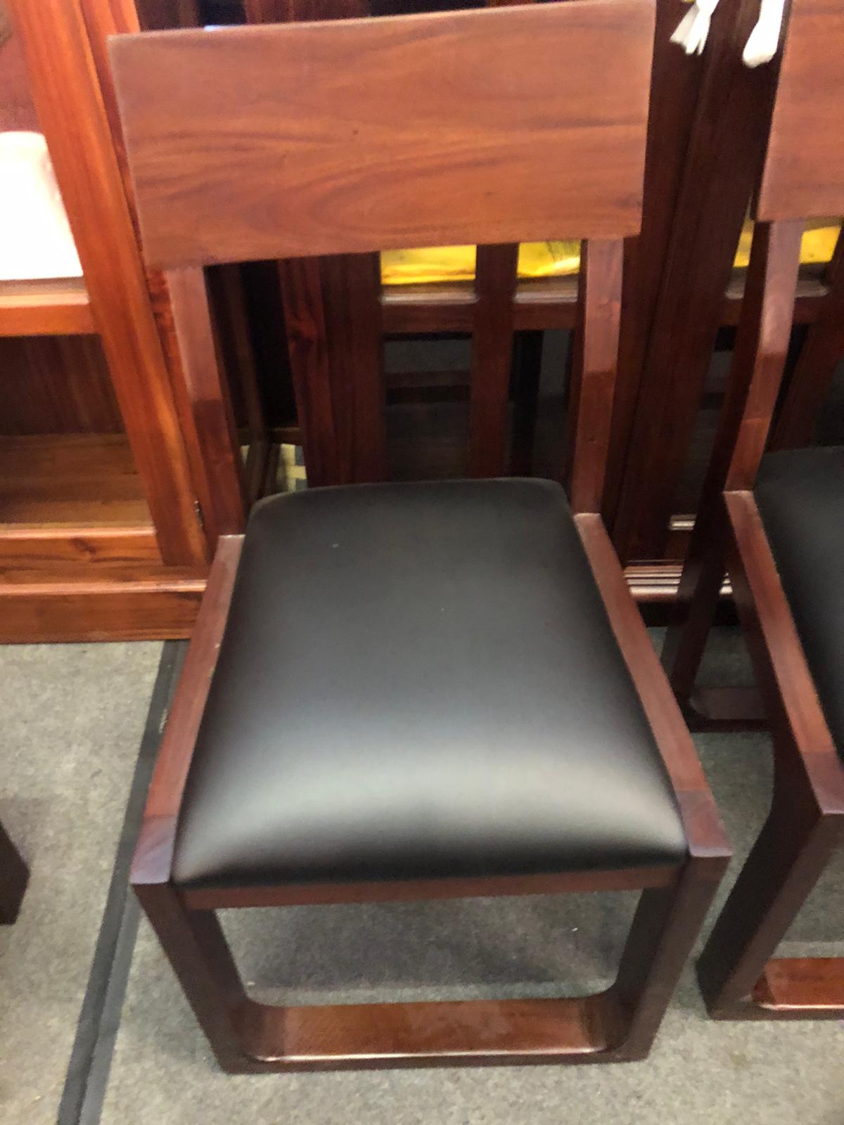 RADISSON Olson Chair Teak - CH 000 OSL OSC (Mahogany color) — TeakCo
